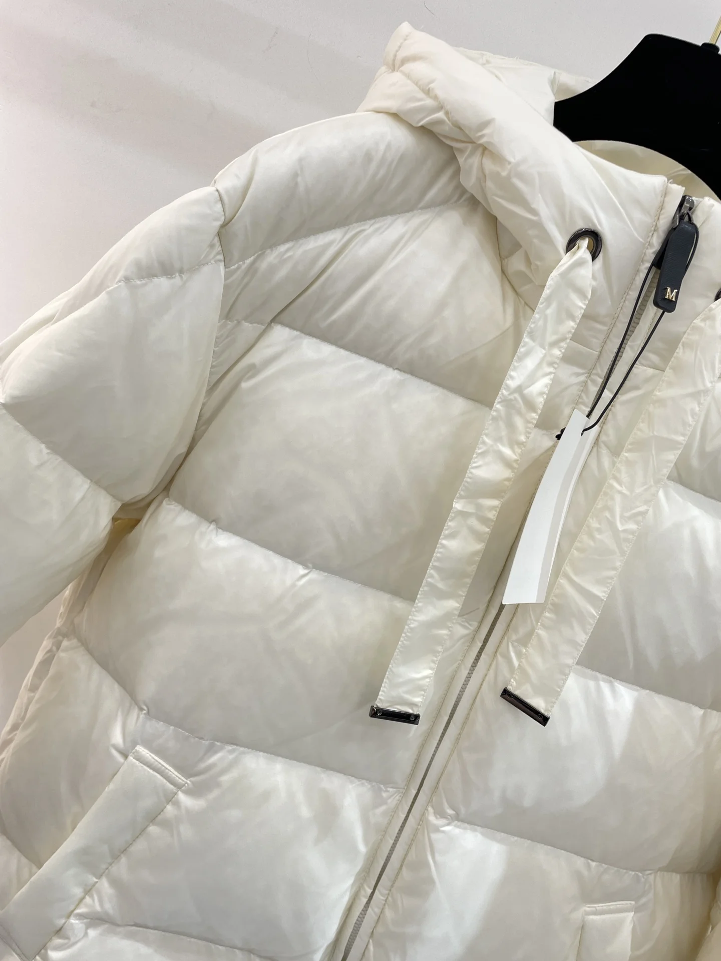 Inexpensive Max Mara Down Jackets