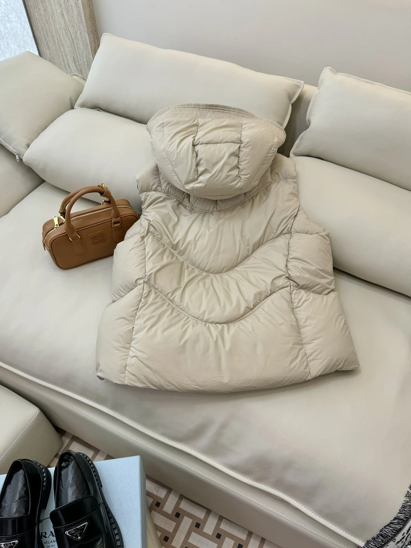 Accurate model Max Mara Down Jackets