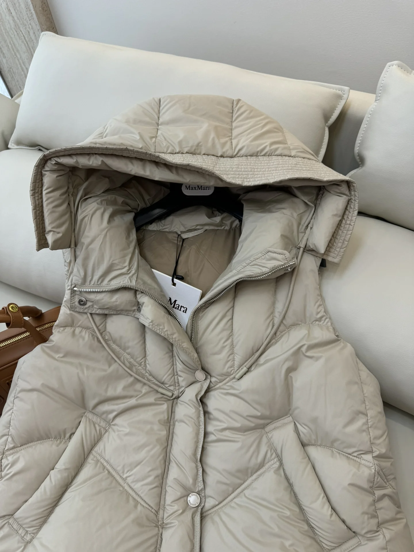 Accurate model Max Mara Down Jackets