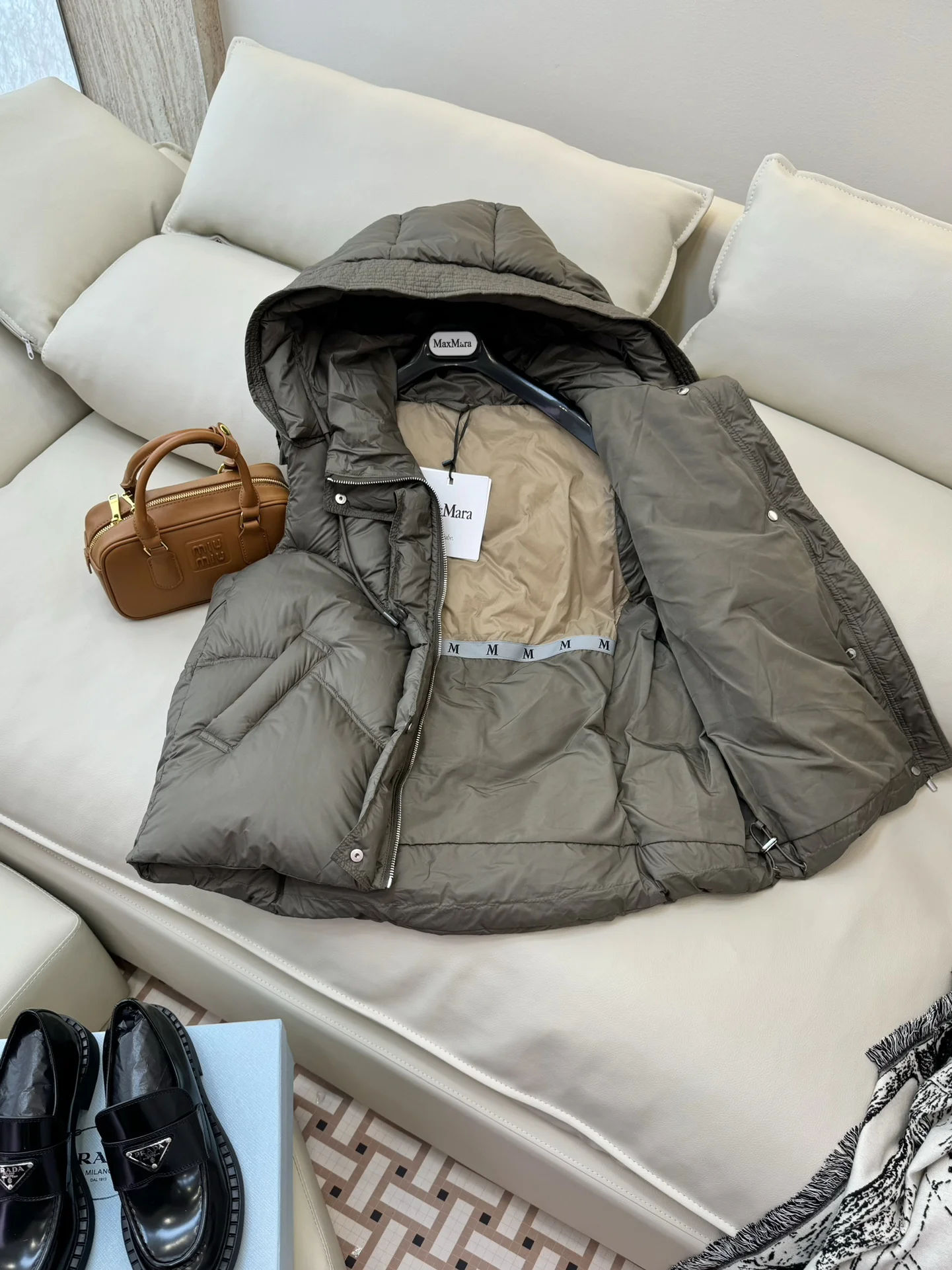 Brand-original Max Mara Down Jackets