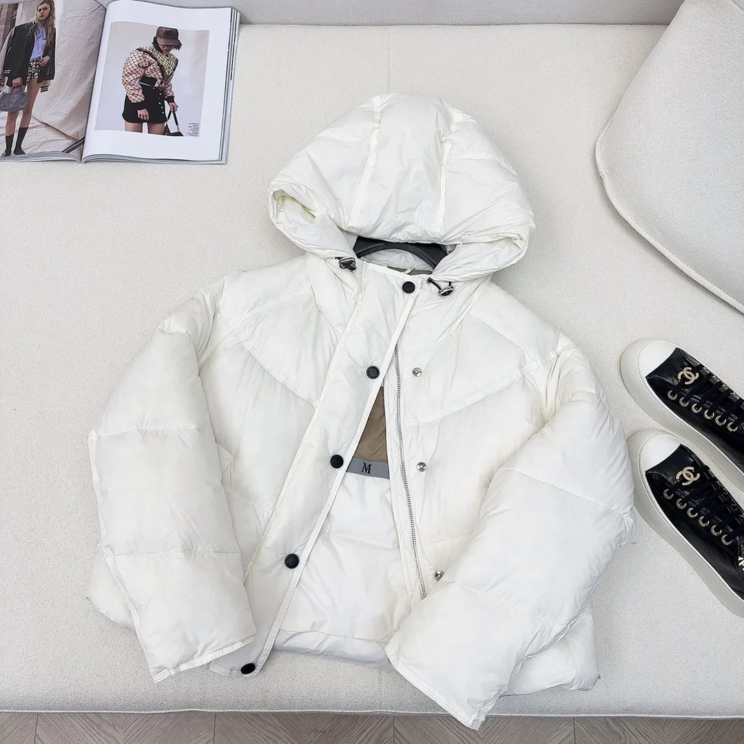 Top mirror Max Mara Down Jackets