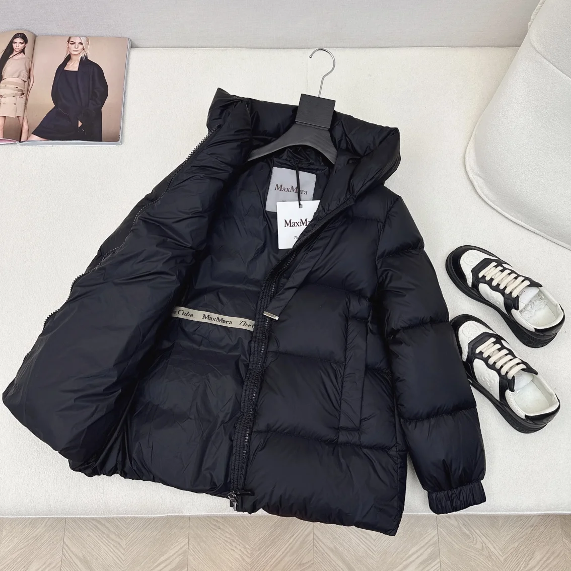 Top mirror Max Mara Down Jackets