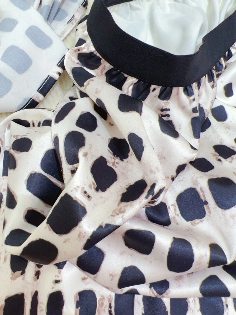High fidelity Max Mara Dress Suits