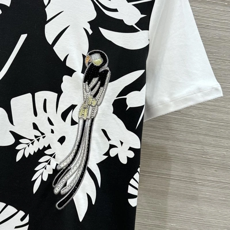 Bargain Max Mara T-Shirts