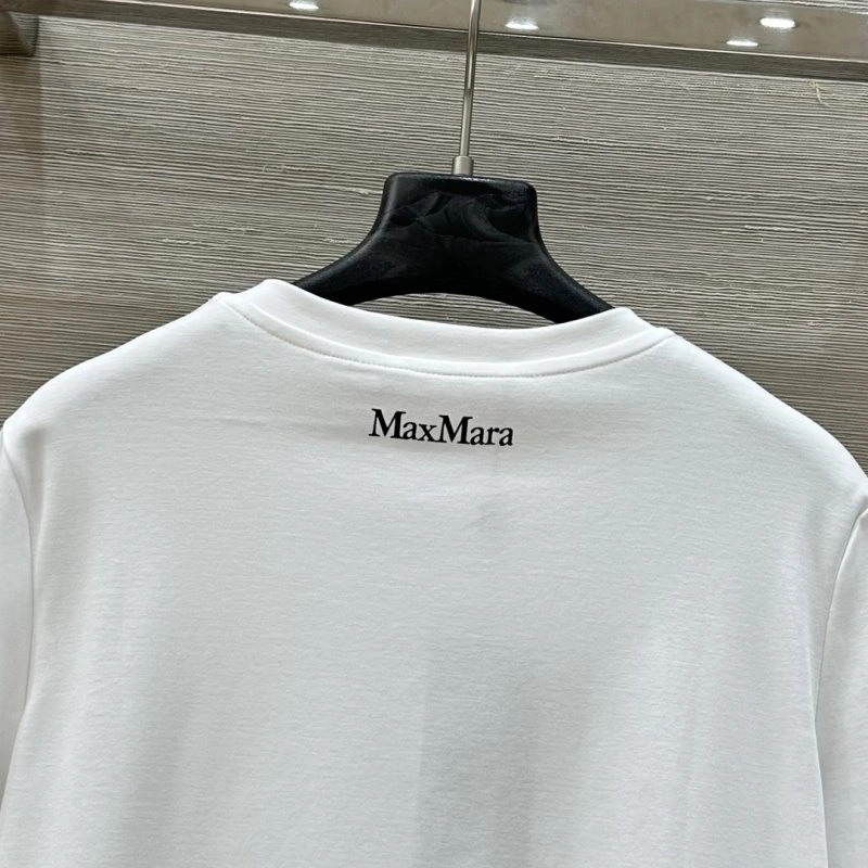 Bargain Max Mara T-Shirts