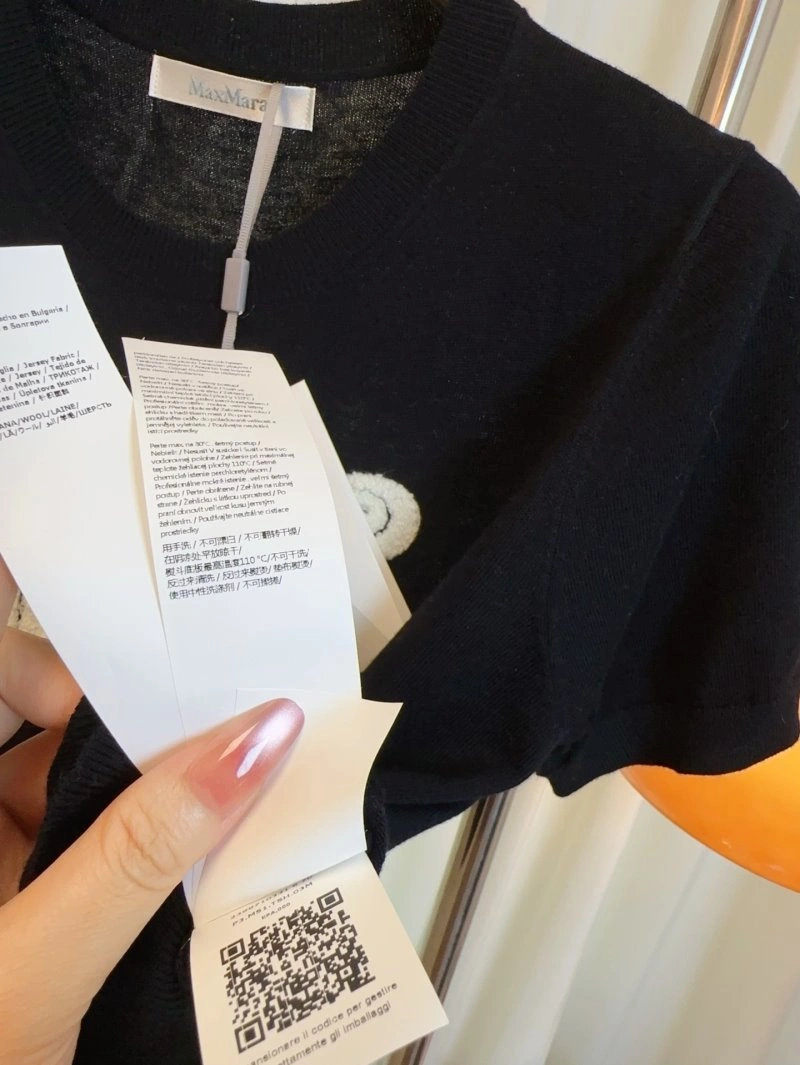 Value-priced Max Mara T-Shirts