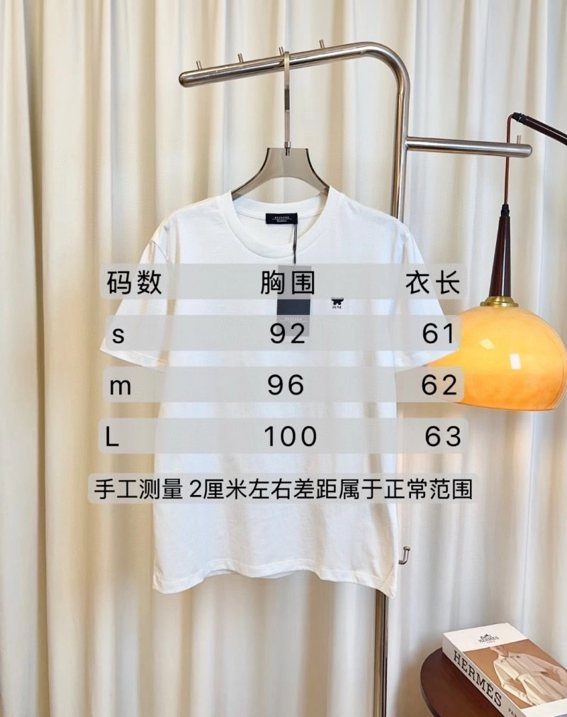 High fidelity Max Mara T-Shirts