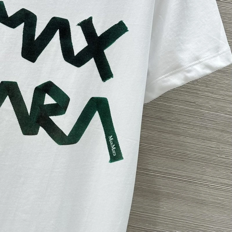 Value-priced Max Mara T-Shirts