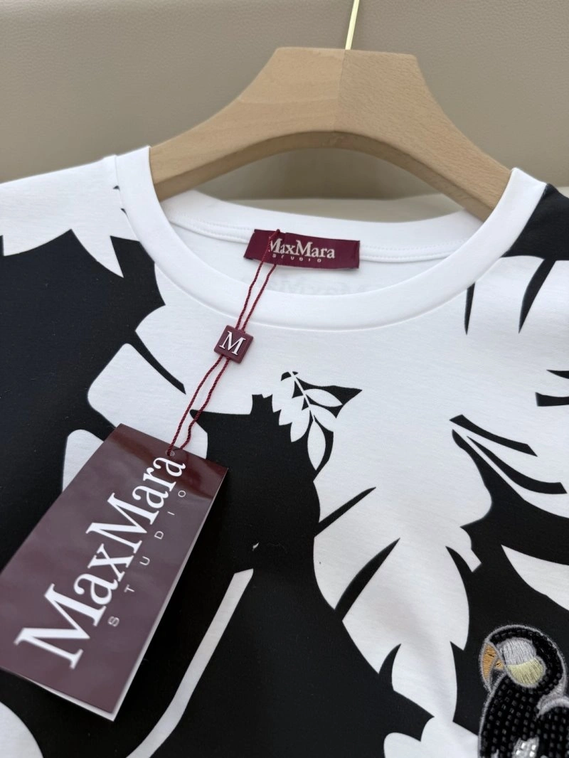 Inexpensive Max Mara T-Shirts