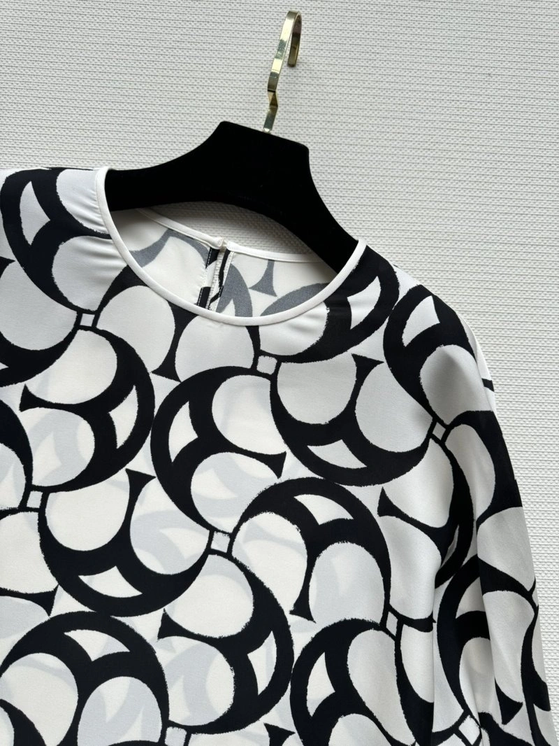 Authentic Max Mara T-Shirts