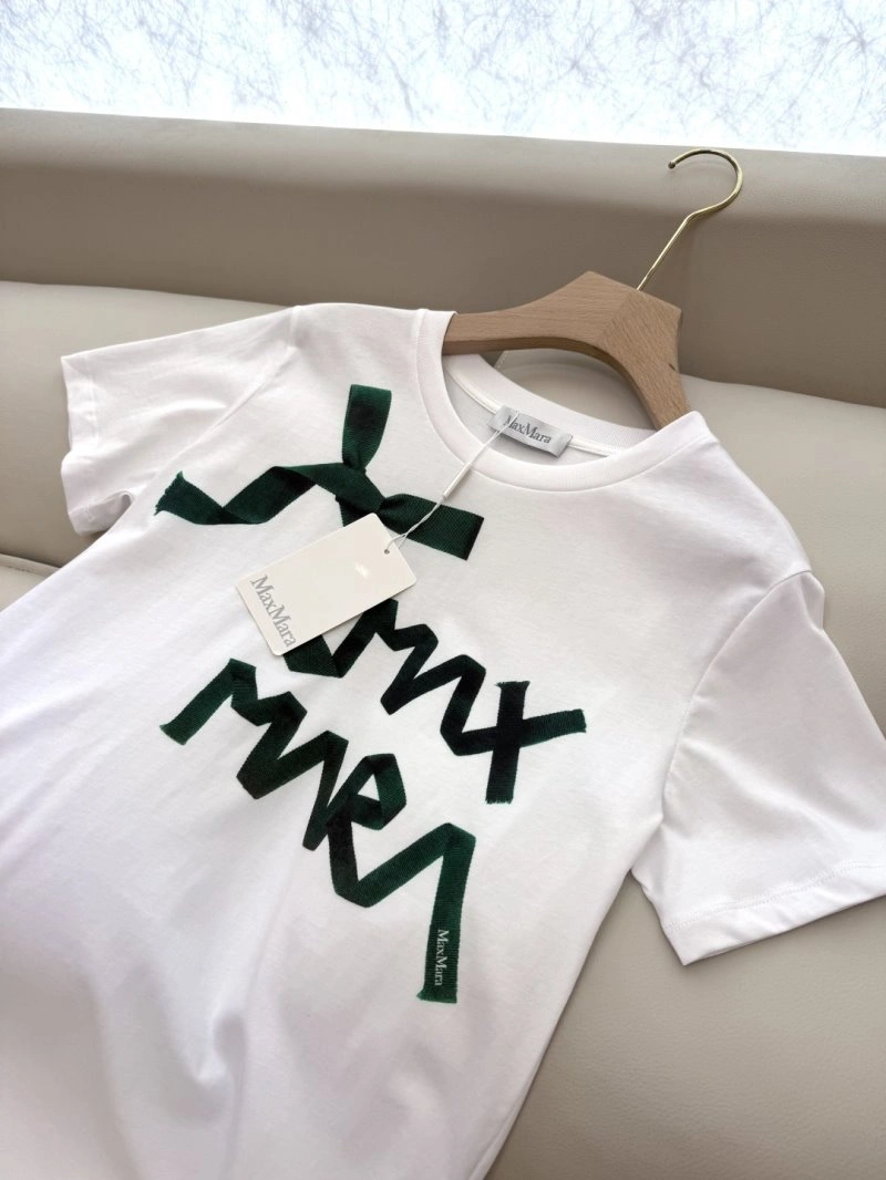 Indistinguishable Max Mara T-Shirts