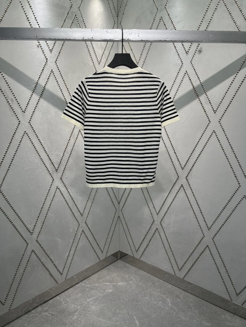 Value-priced Max Mara T-Shirts