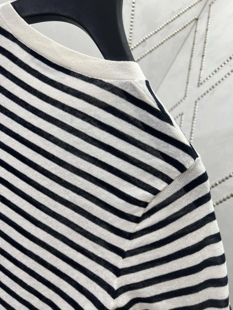 Value-priced Max Mara T-Shirts