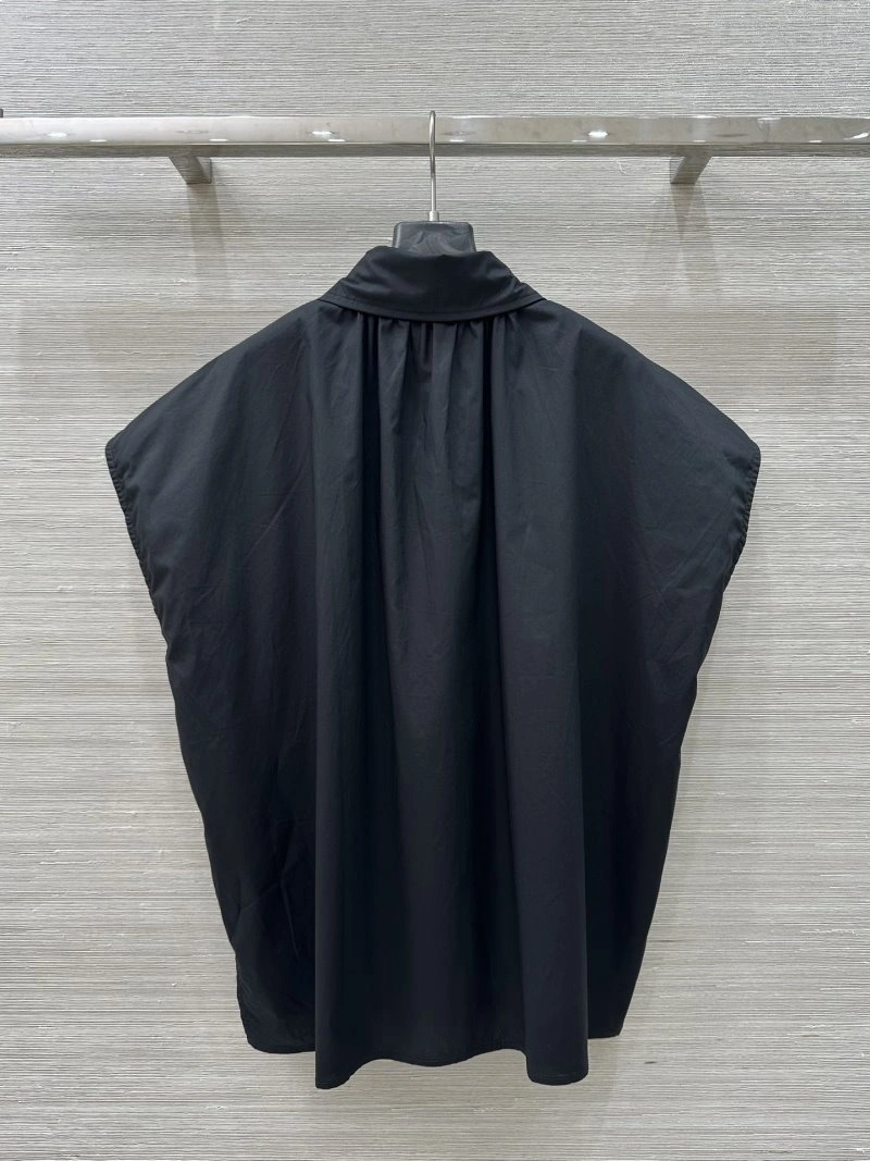 Reasonably priced Max Mara Vest