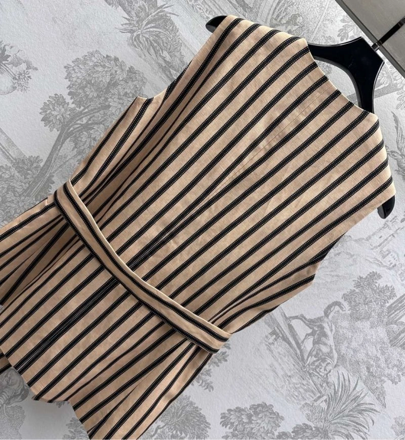 Budget-friendly Max Mara Vest