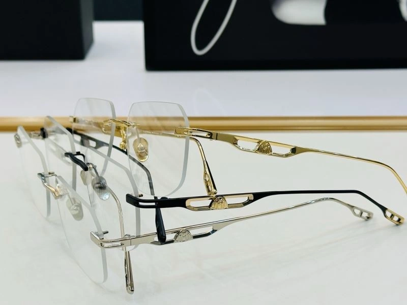 Cut-rate Maybach Sunglasses