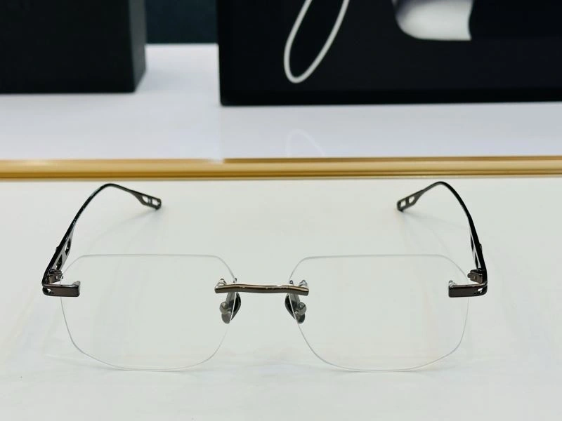 Cut-rate Maybach Sunglasses