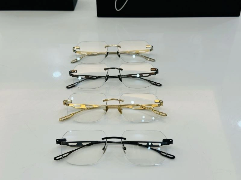 Cut-rate Maybach Sunglasses