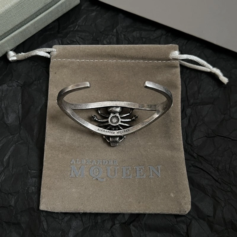 Low-cost Mcqueen Bracelets
