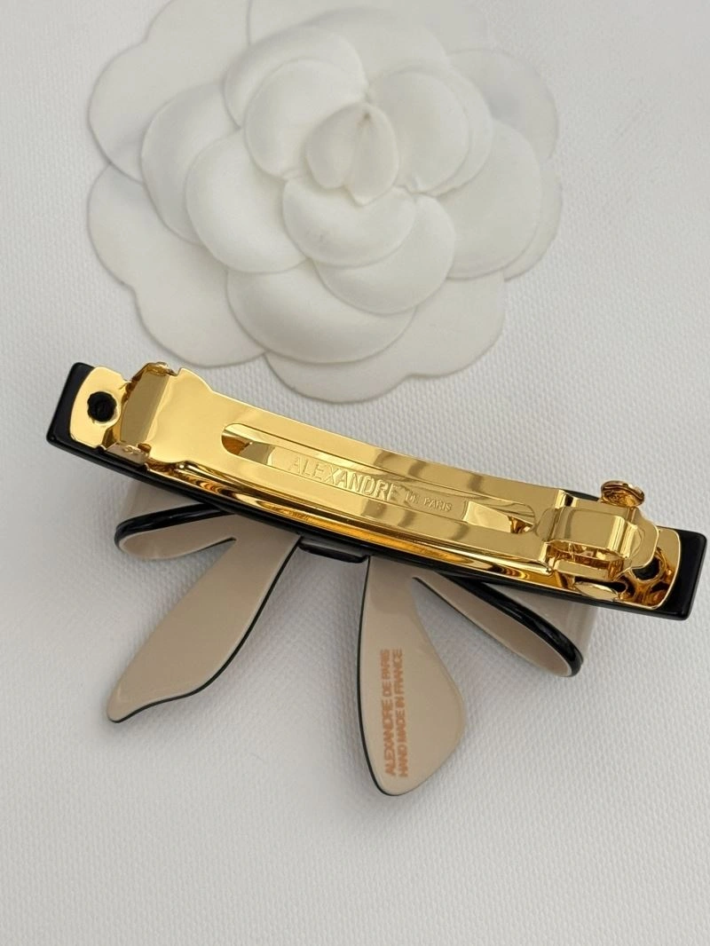 Accurate model Mcqueen Hairpins