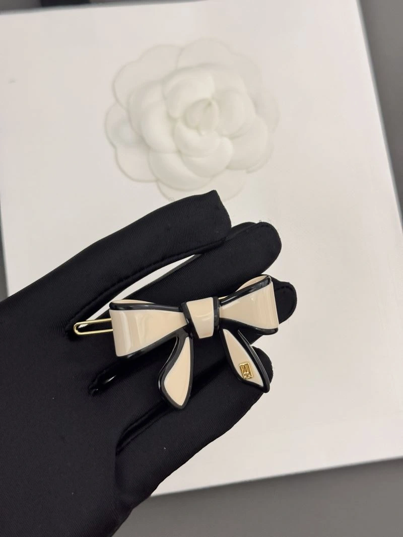 Top mirror Mcqueen Hairpins