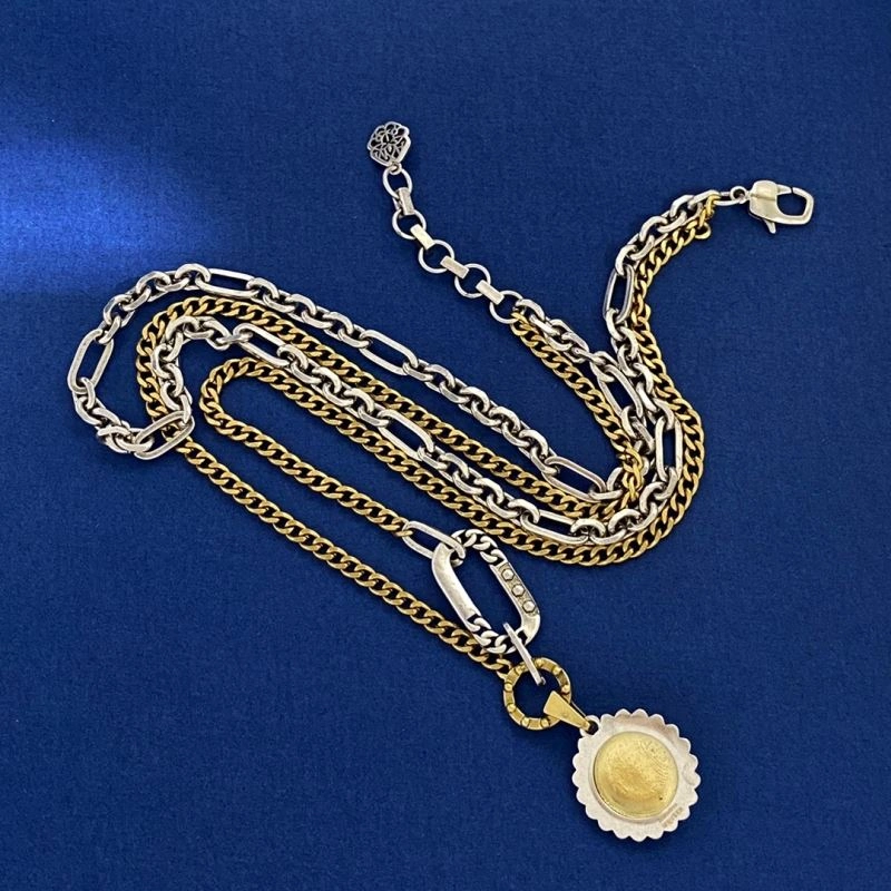 Top mirror Mcqueen Necklaces