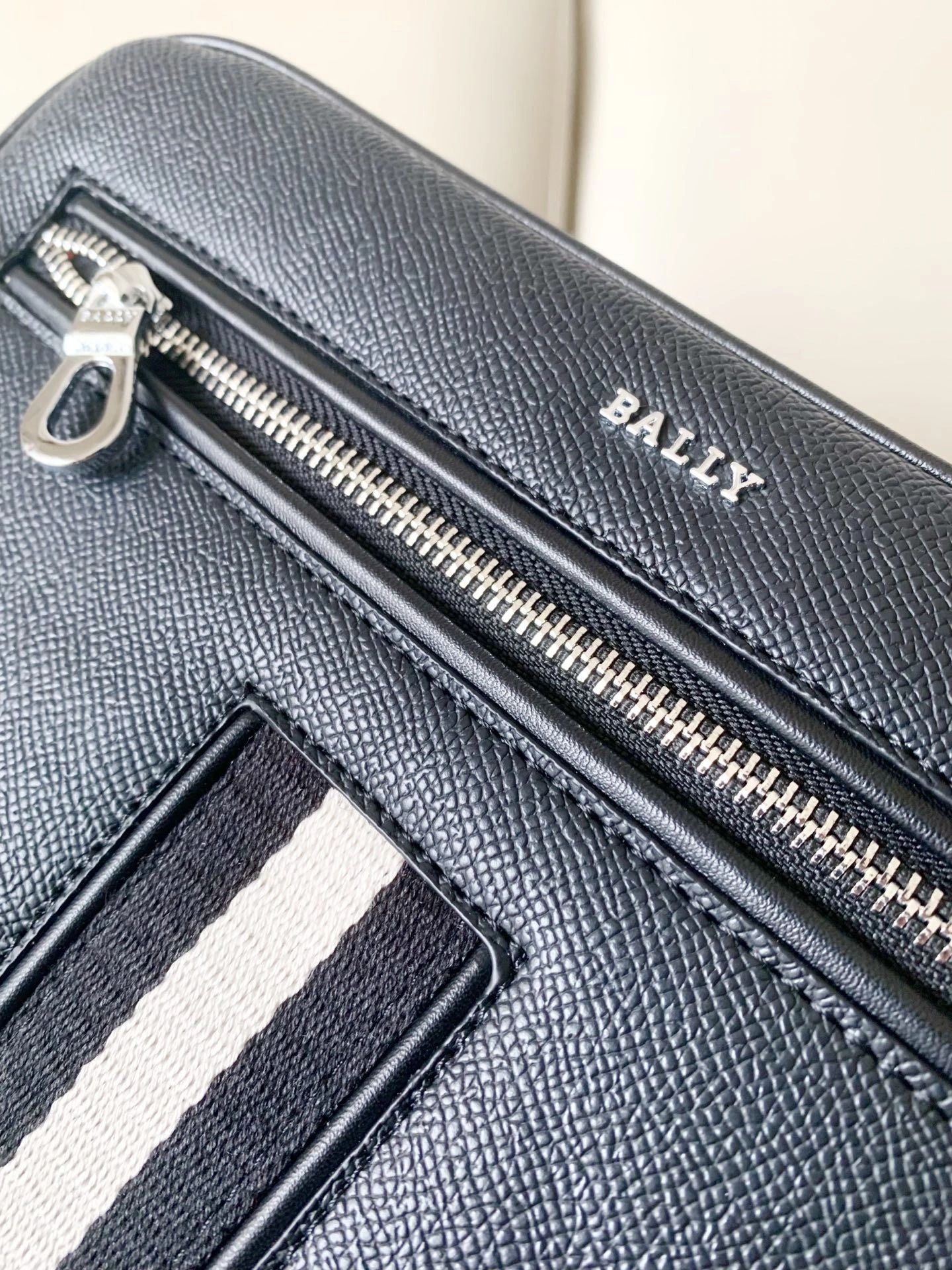 Precise copy Mens Bally Satchel Bags