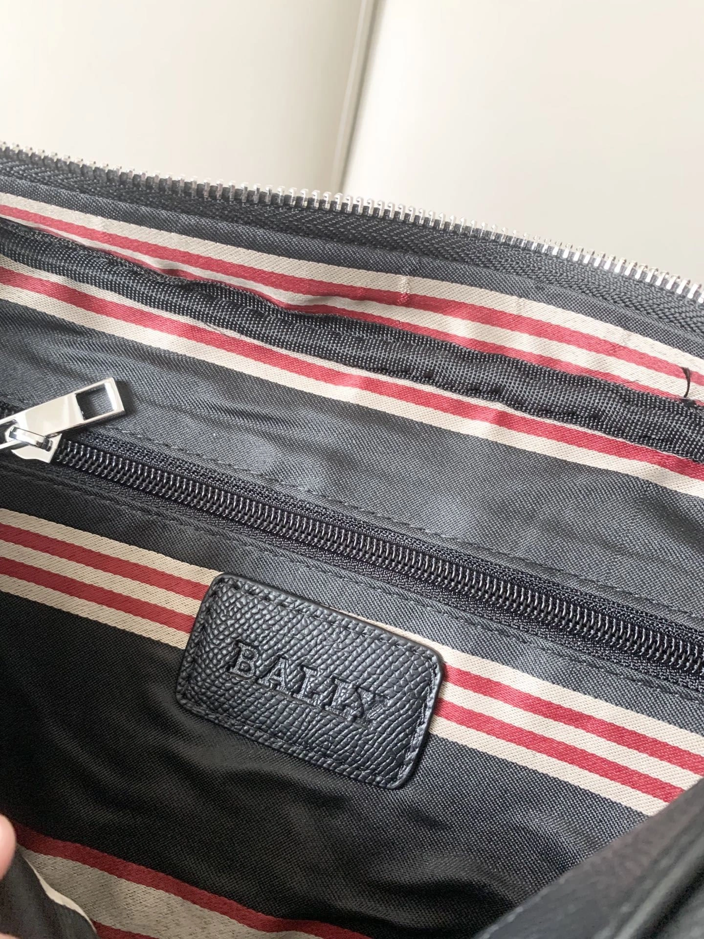 Reasonably priced Mens Bally Satchel Bags