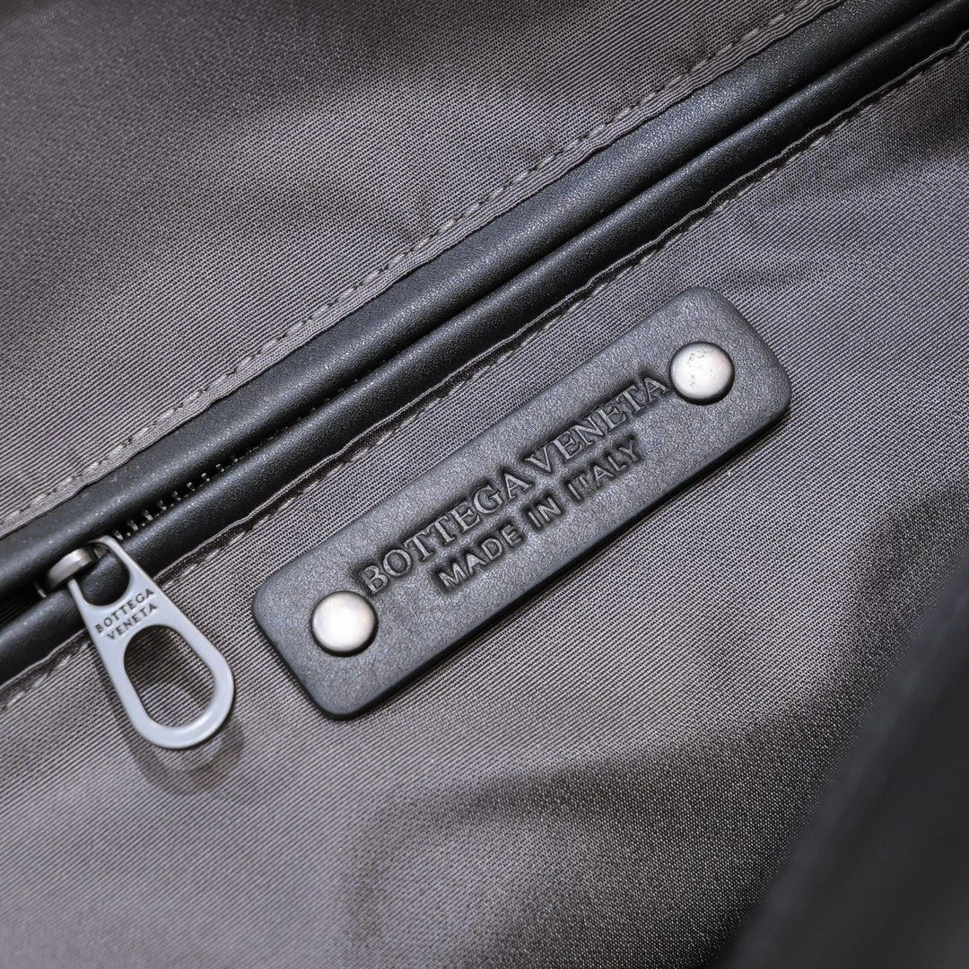 High fidelity Mens Bottega Veneta Backpacks