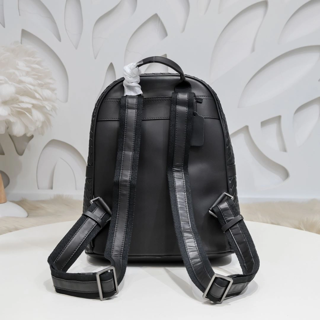Official Mens Bottega Veneta Backpacks