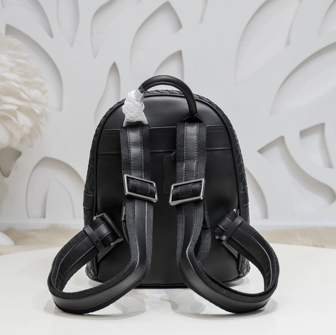 Official Mens Bottega Veneta Backpacks
