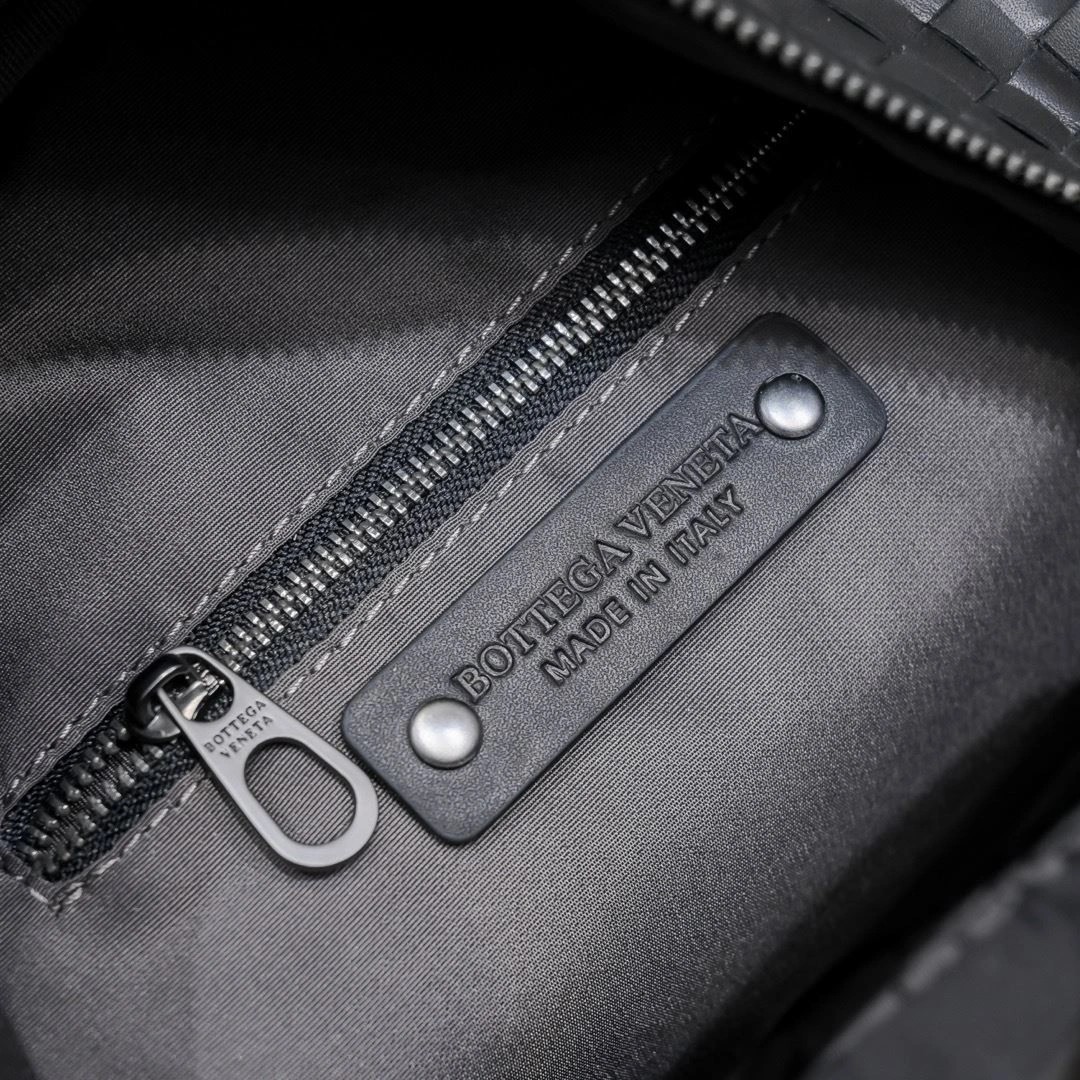 Official Mens Bottega Veneta Backpacks