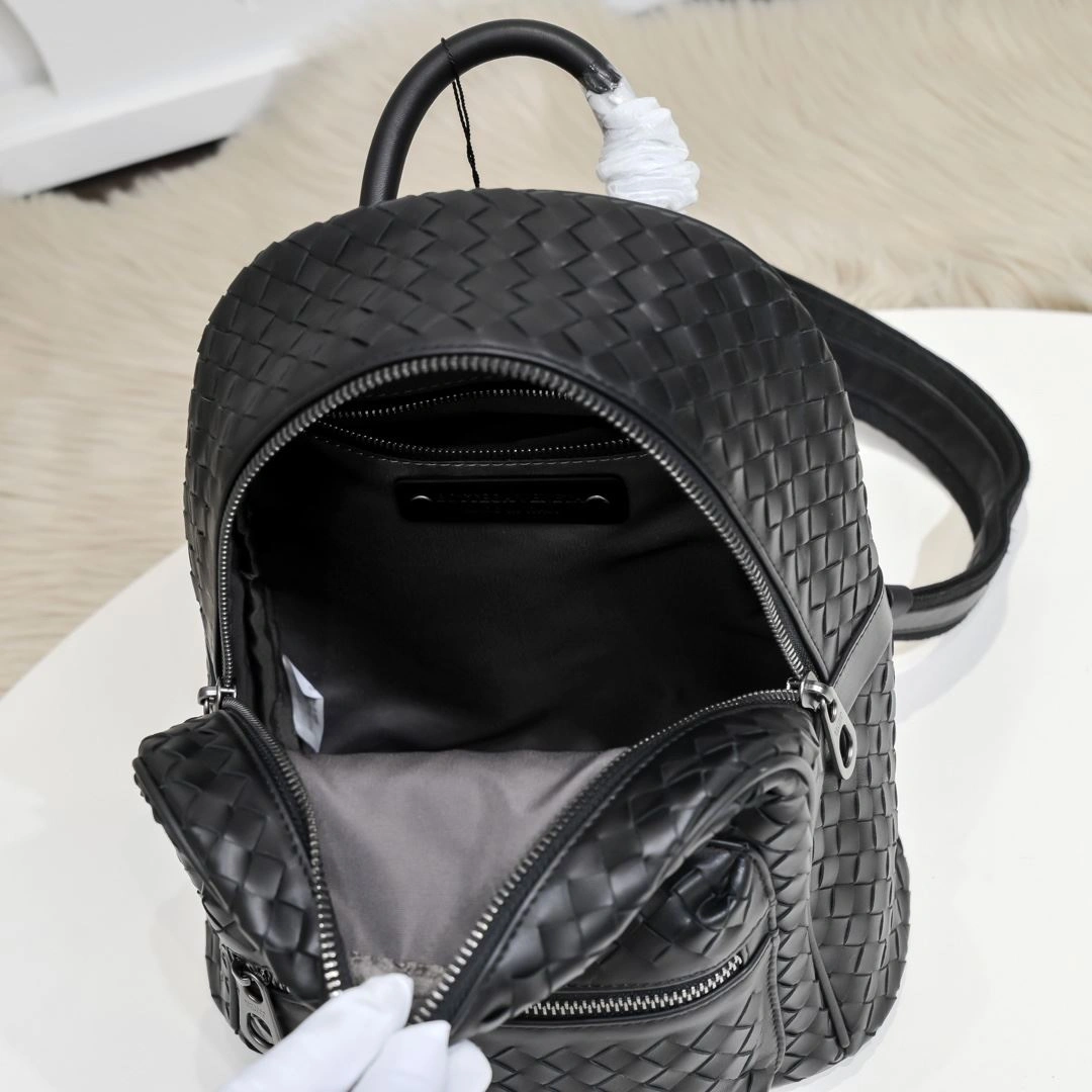Official Mens Bottega Veneta Backpacks