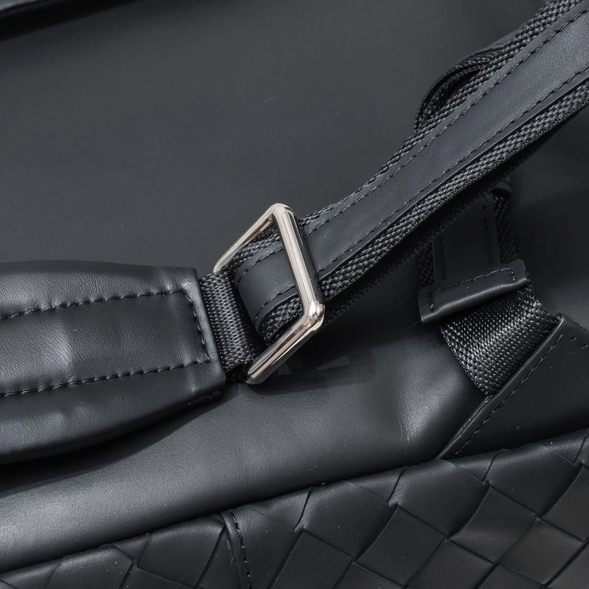 Authentic Mens Bottega Veneta Backpacks