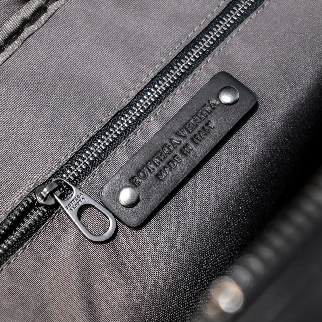 Value-priced Mens Bottega Veneta Backpacks