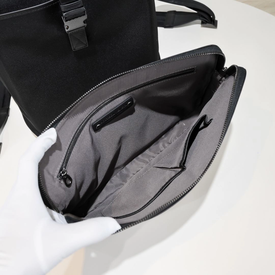 Perfect replica Mens Bottega Veneta Backpacks