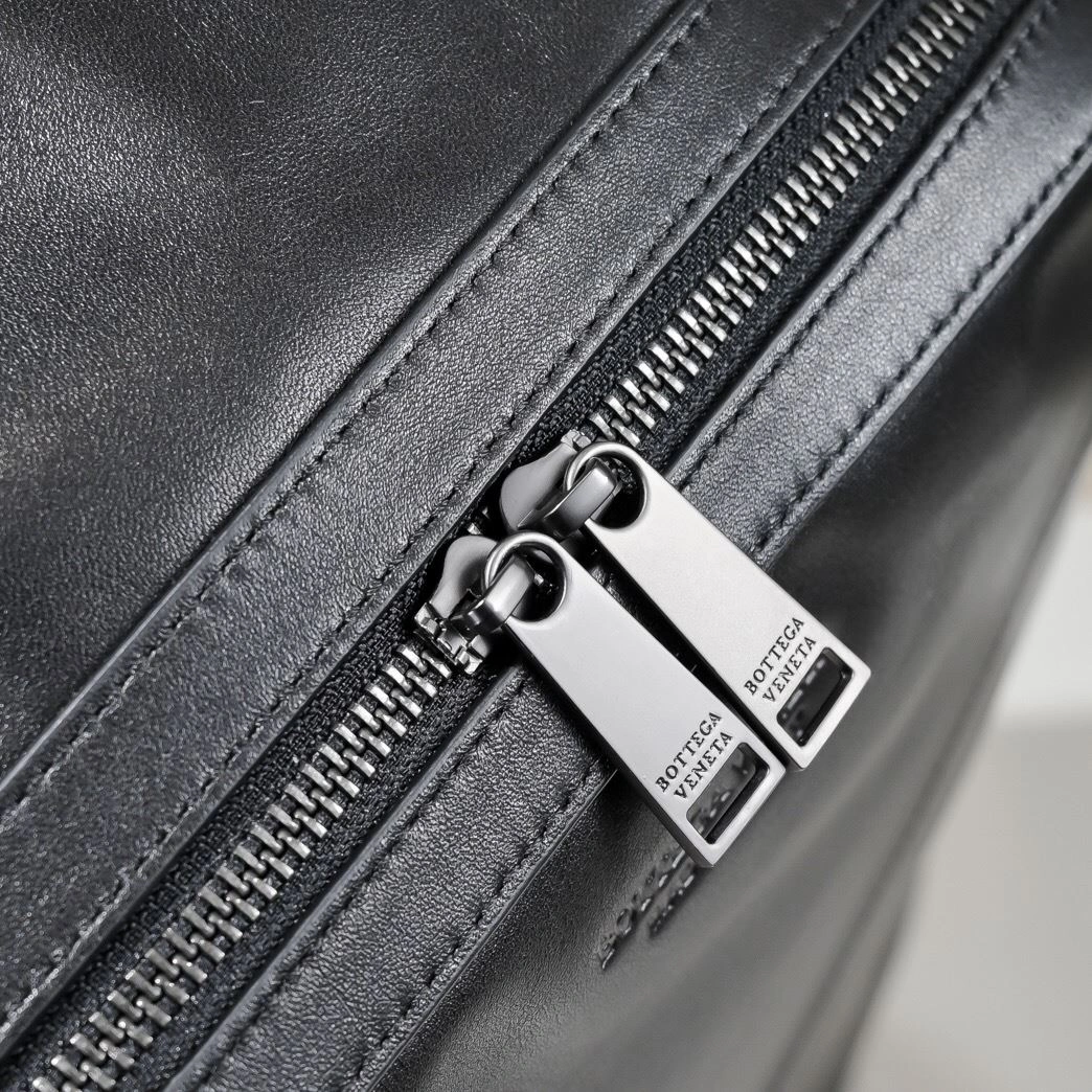 Perfect replica Mens Bottega Veneta Backpacks