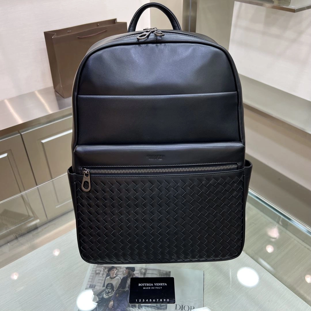 Mens Bottega Veneta Backpacks