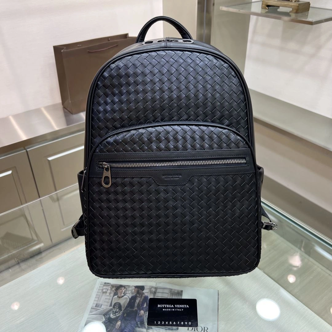 Mens Bottega Veneta Backpacks