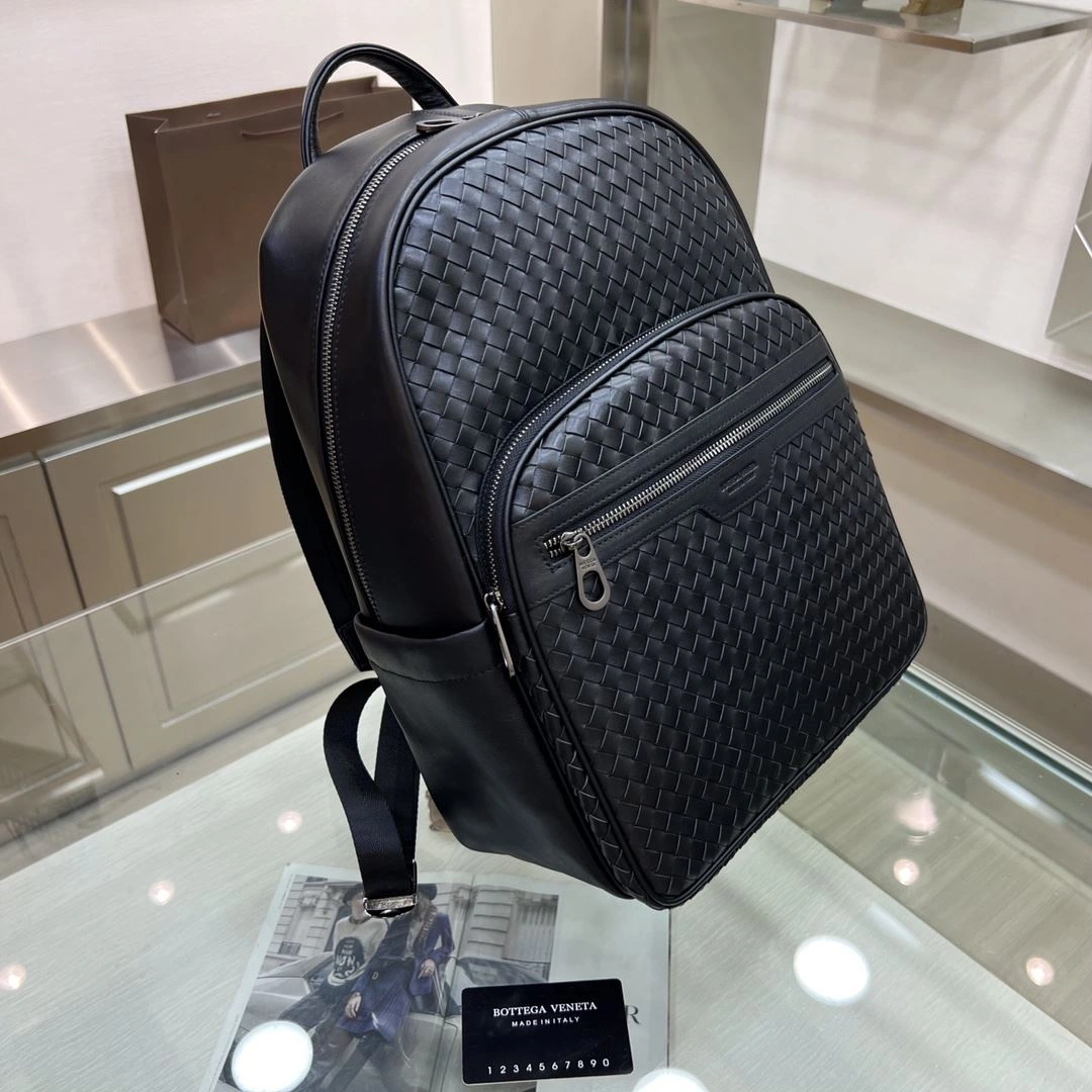Official Mens Bottega Veneta Backpacks