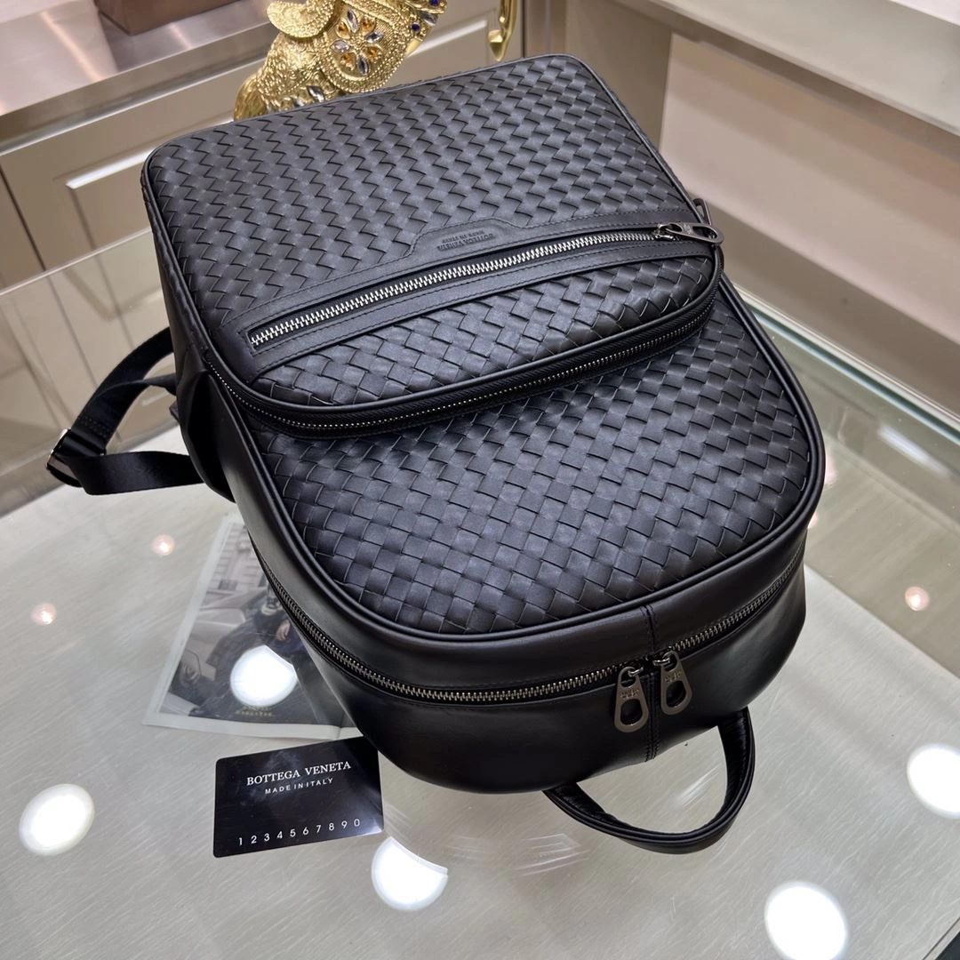 Official Mens Bottega Veneta Backpacks