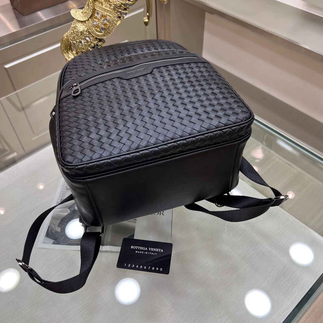 Official Mens Bottega Veneta Backpacks