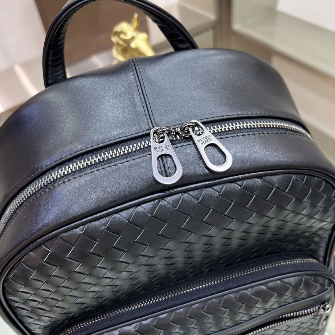 Official Mens Bottega Veneta Backpacks