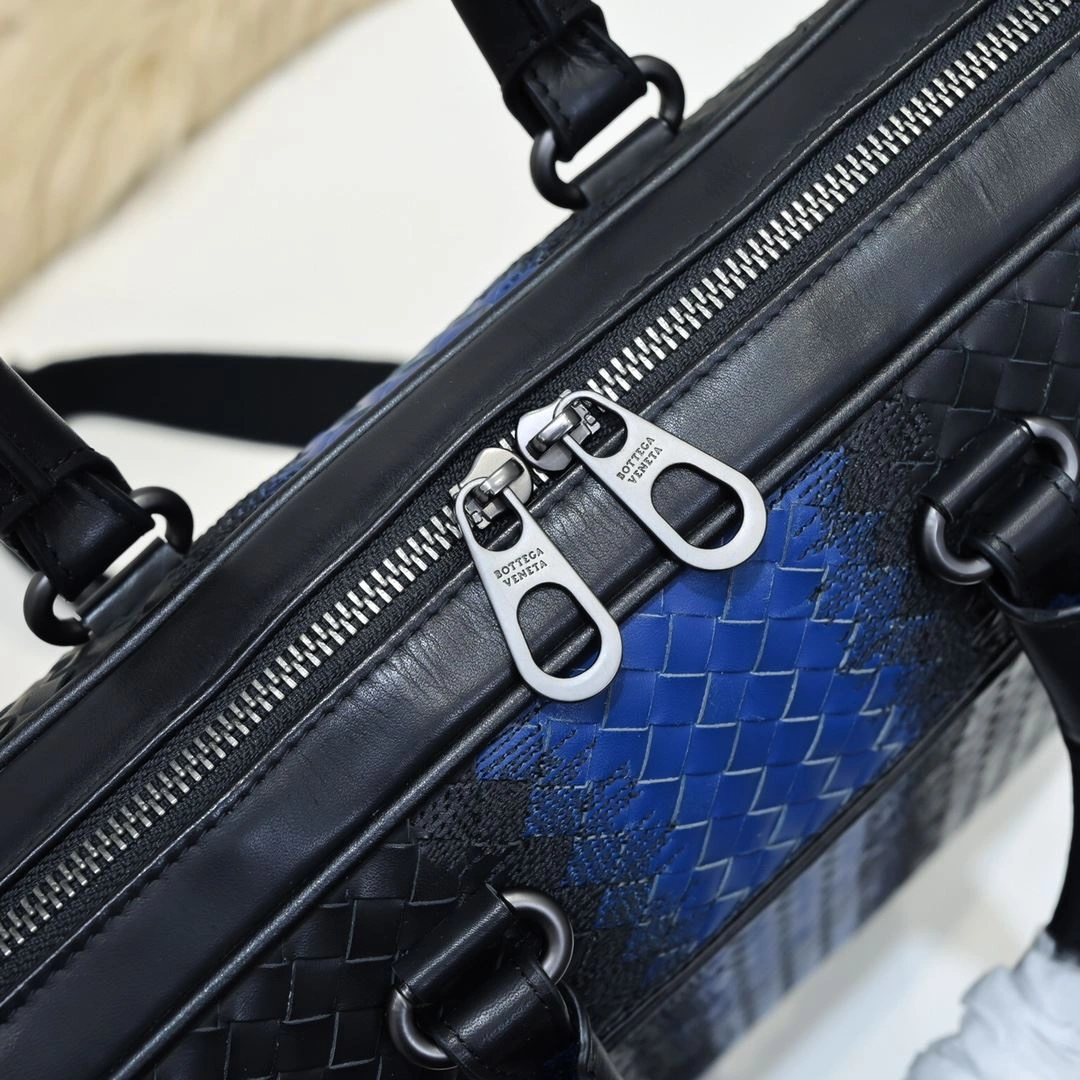 Genuine Mens Bottega Veneta Briefcases