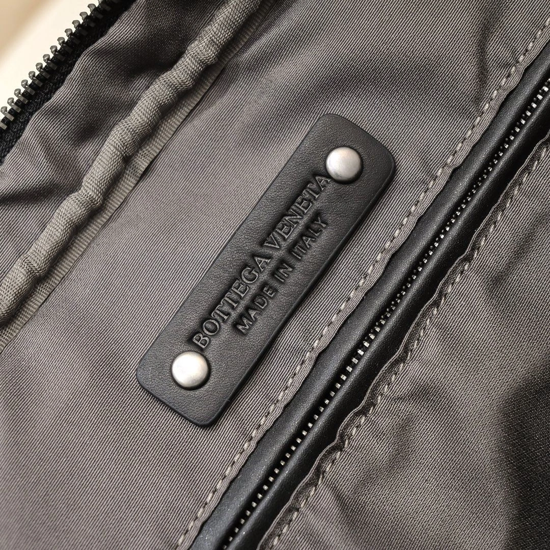 Legit Mens Bottega Veneta Briefcases