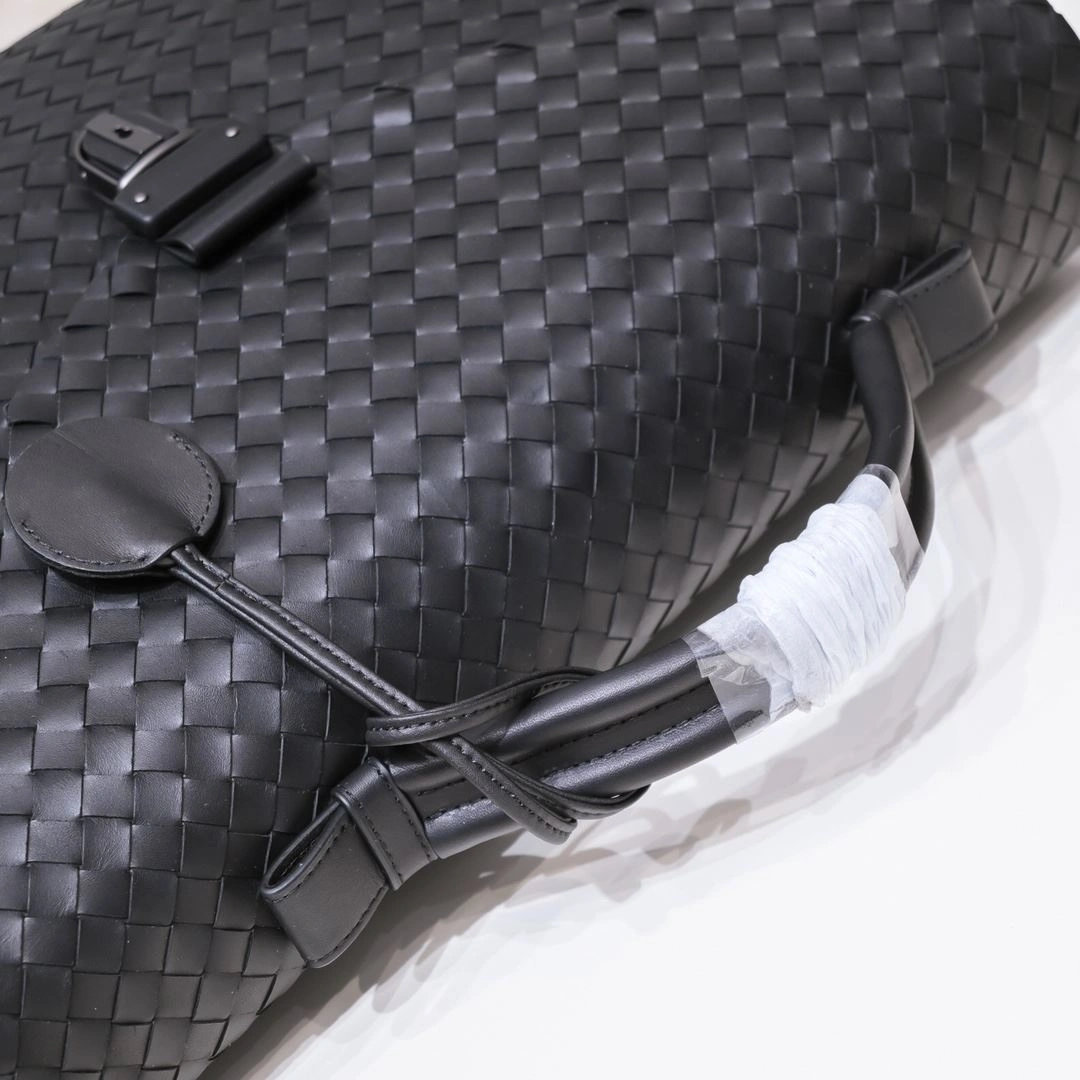 Bargain Mens Bottega Veneta Briefcases