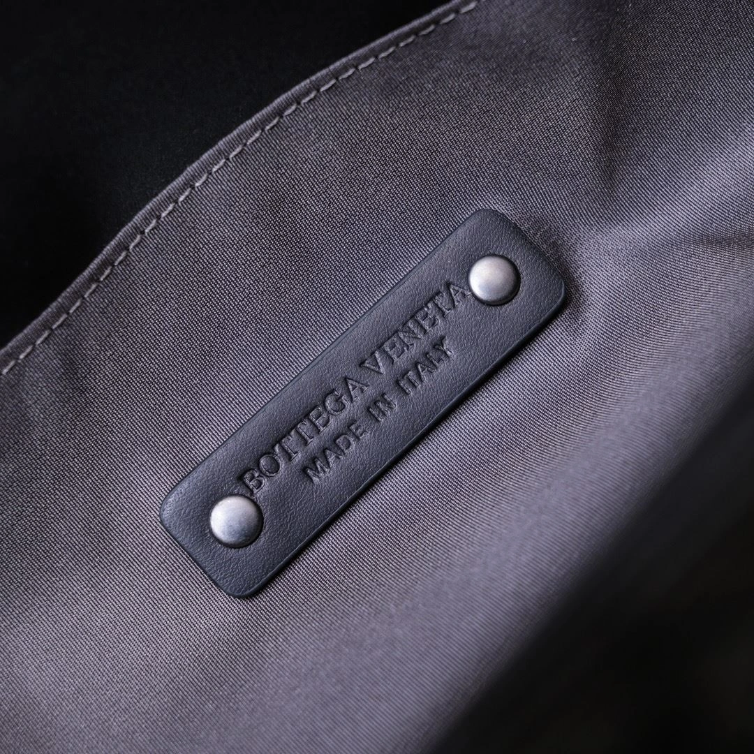 Bargain Mens Bottega Veneta Briefcases