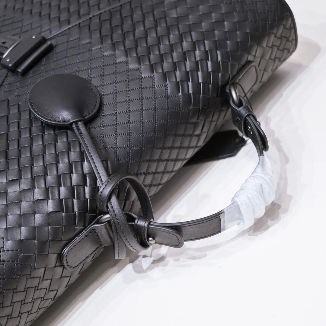 Bargain Mens Bottega Veneta Briefcases
