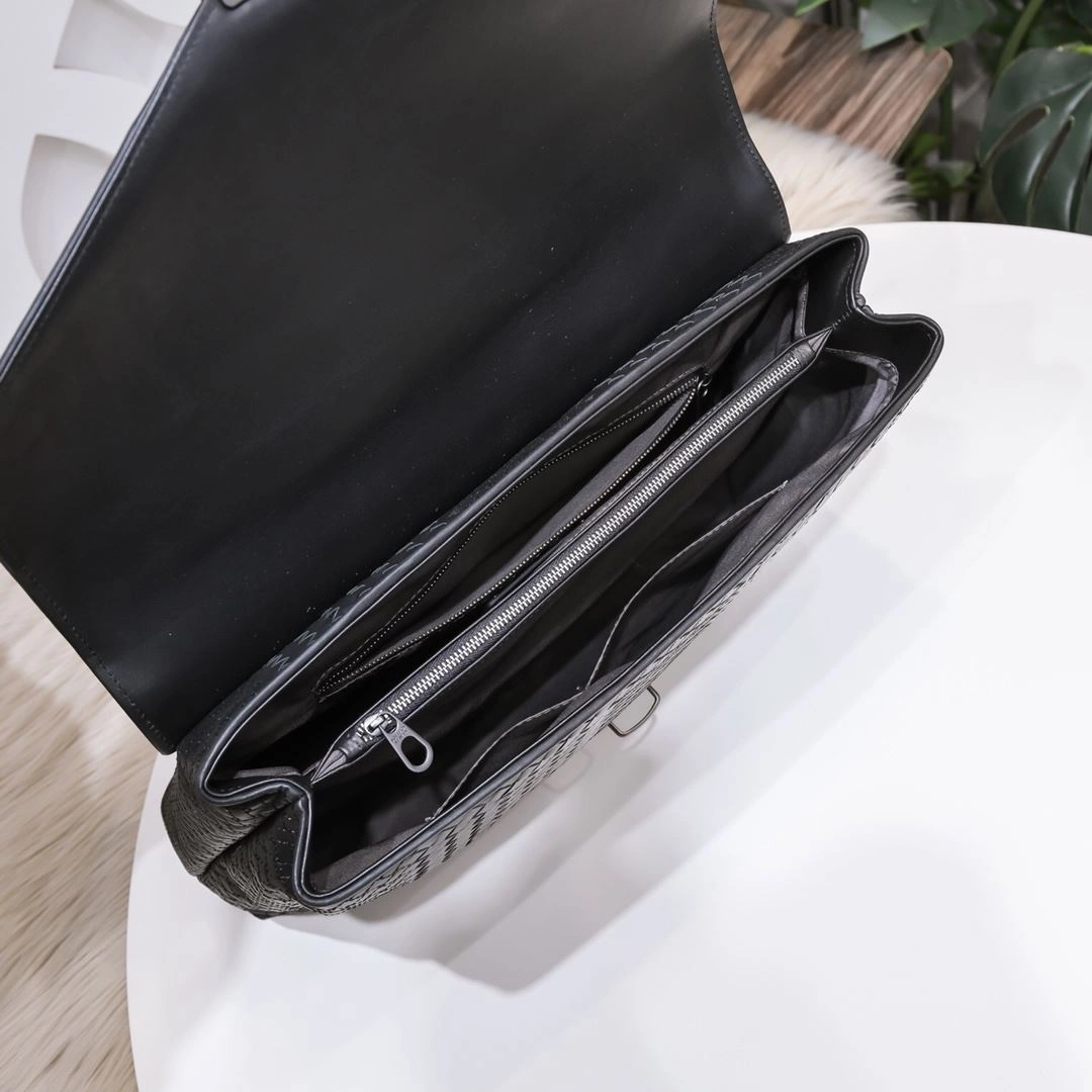 Bargain Mens Bottega Veneta Briefcases