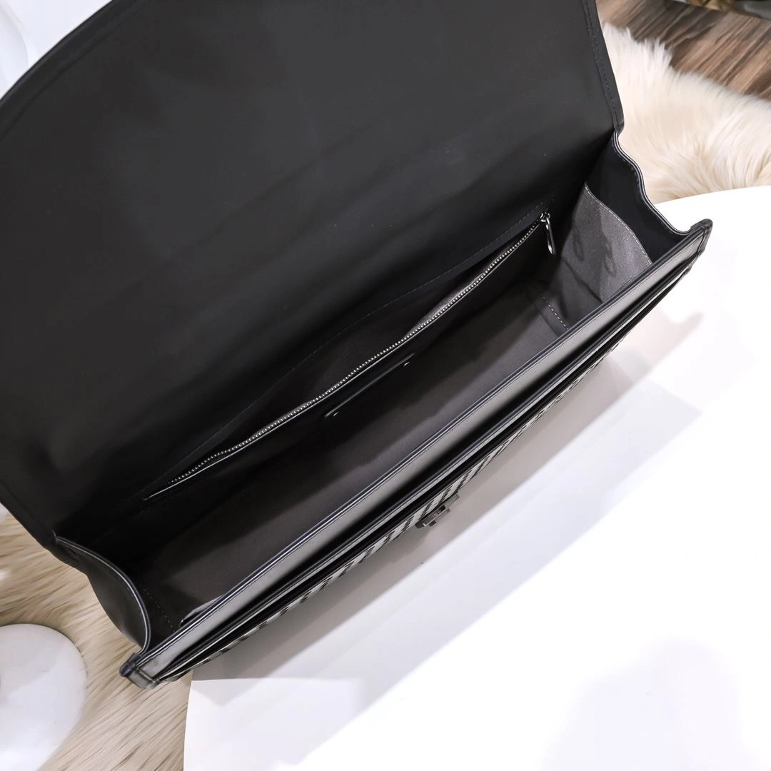 Value-priced Mens Bottega Veneta Briefcases
